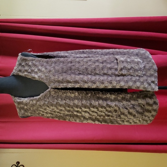 kokette | Tops | Kokette Furry Vest | Poshmark